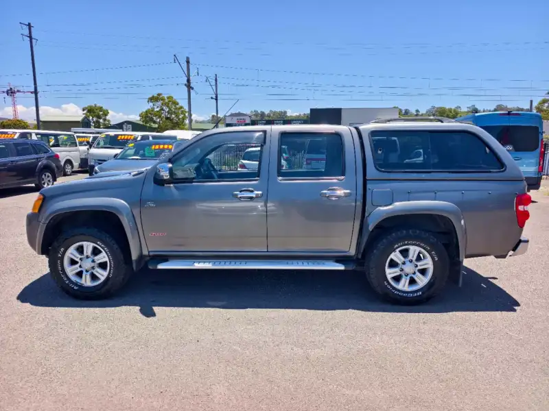 2008 HOLDEN COLORADO LT-R (4x4), well maintained, $ 10999 Ready for work.
