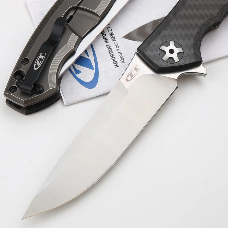 ZT 0452CF Flipper 4.13" S35VN Satin Blade, Carbon Fiber and Titanium ...