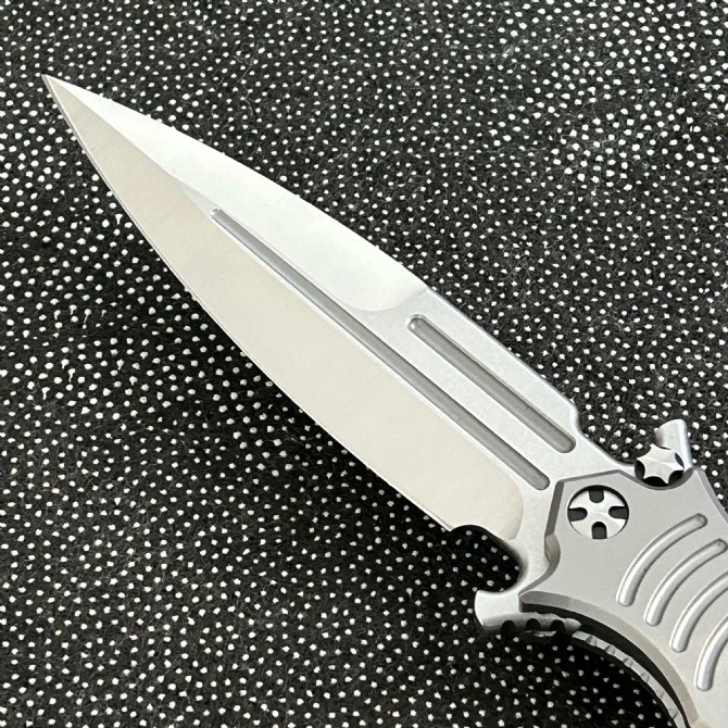 DDR Tactical Fast Open Knife Folding Blade Knife