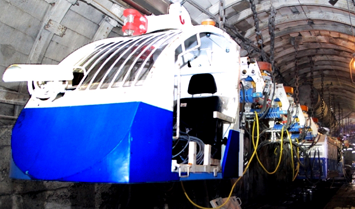 Suspended Monorails Trains
