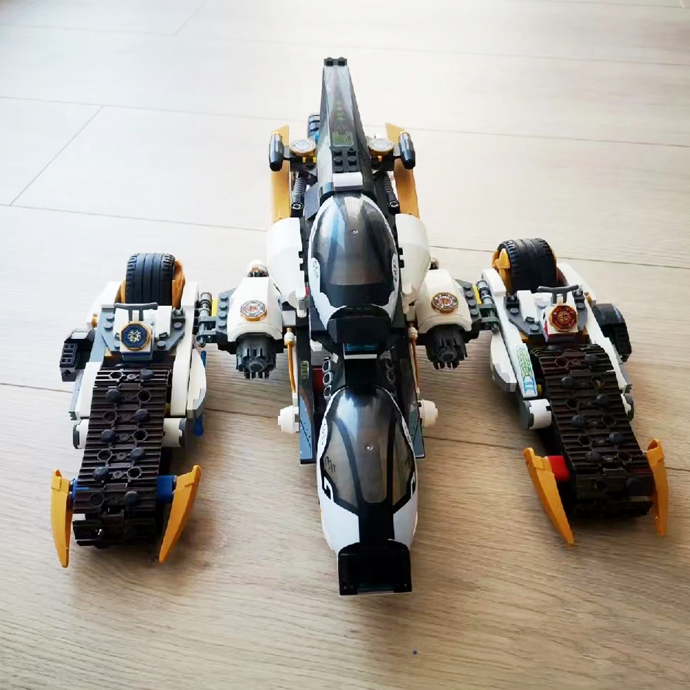 Ninjago Ultra Stealth Raider With Figures 1135Pcs Moc Model Modular ...