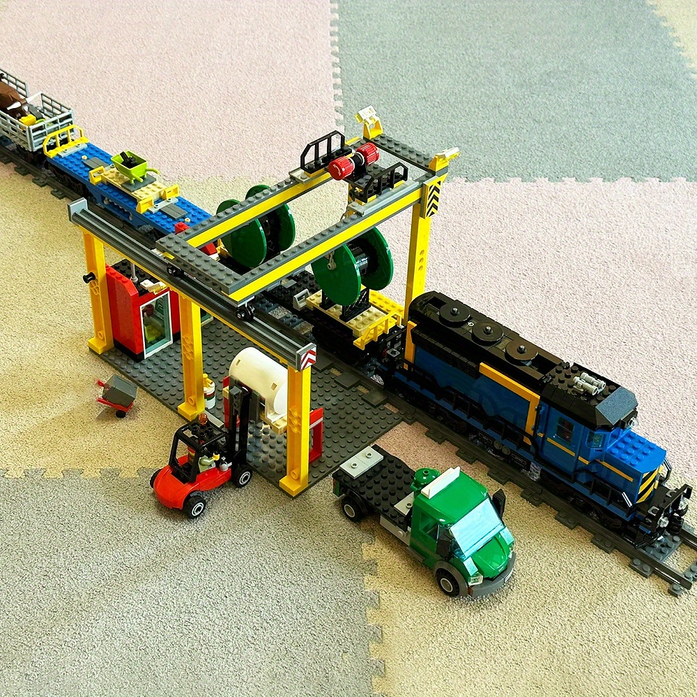 Ideas Creator Expert Technic Train Urban Freight Rail Train 1033pcs Moc ...