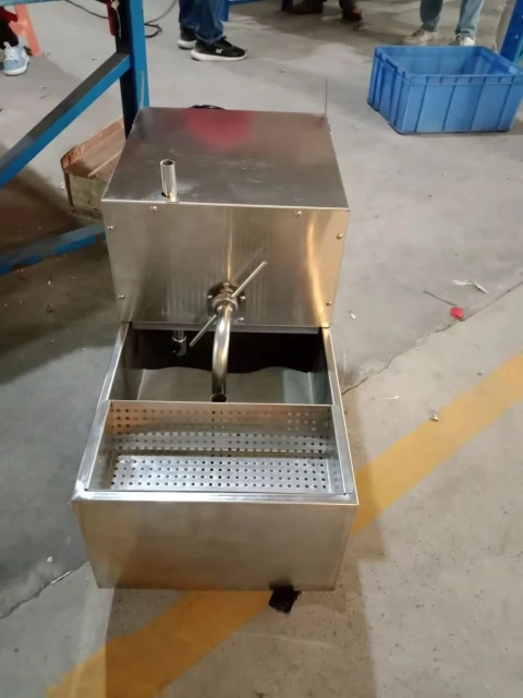 Fast Food Kitchen Oil Filter /KFC Oil Filter Cart Catering Kitchen