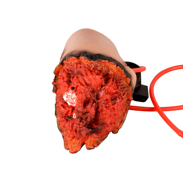 Wearable Severed Leg Trauma Simulation Kit