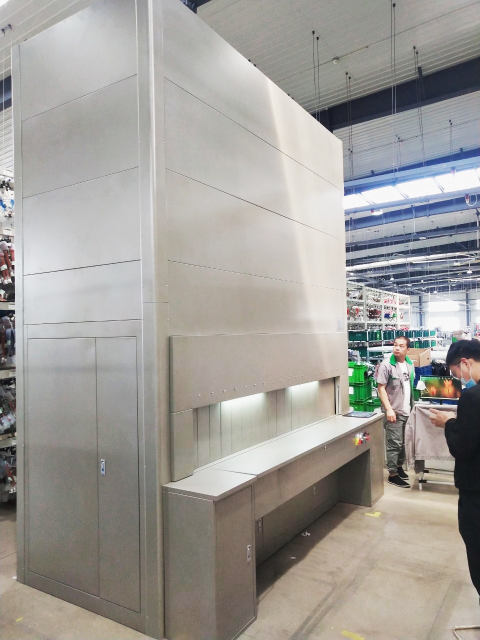 Vertical Office Carousel Automated Storage and Retrieval System