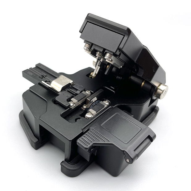 FC-90T One Step Fiber Cleaver