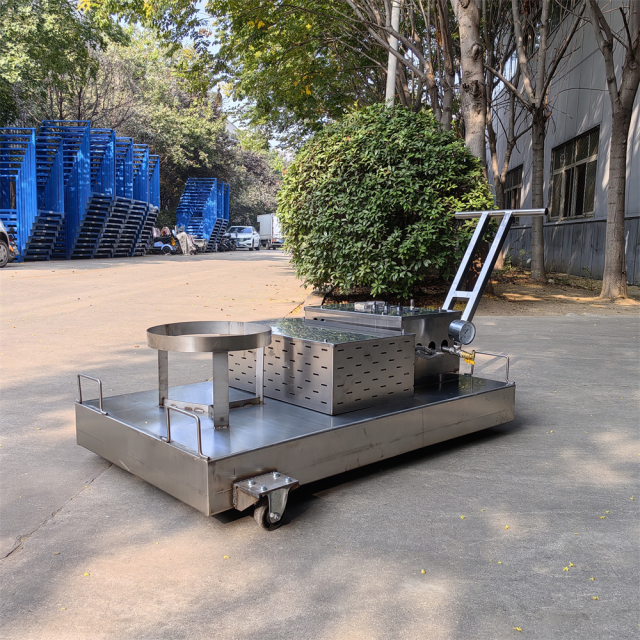 Asphalt pavement infrared heating machine