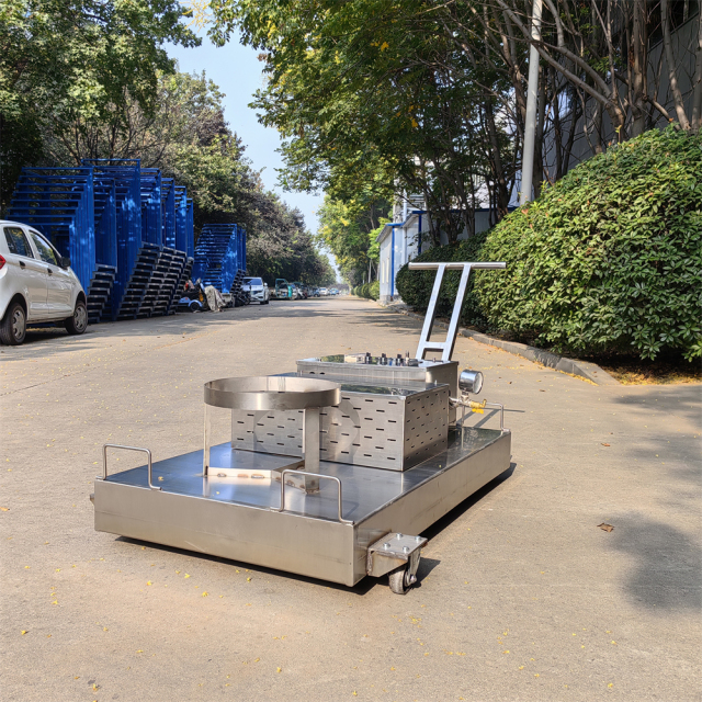 Asphalt pavement infrared heating machine