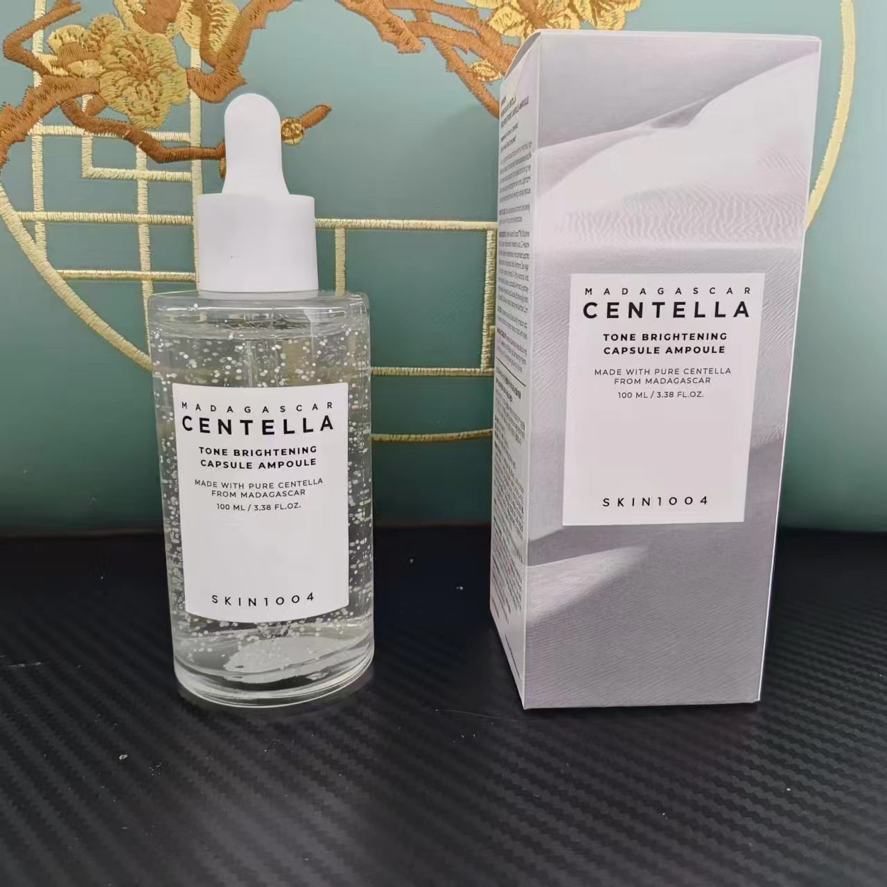 Madagascar Centella Tone Brightening Capsule ampoule
