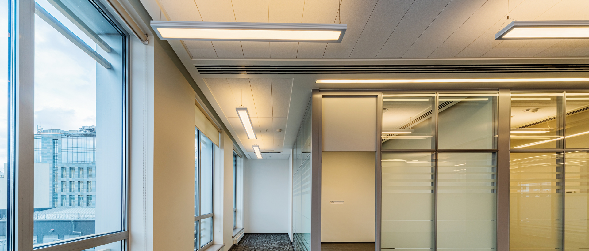 META Up/Down Linear | OKT Lighting – Sleek Pendant Lighting with ...