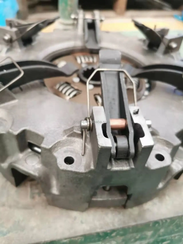 China Tractor Clutch Re211277 Clutch Disk Re227648 Spare Parts for John ...