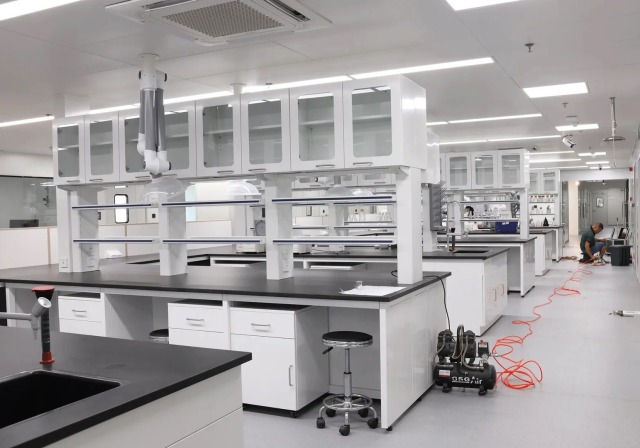 Laboratory Table with Sink Epoxy Worktop Acid Alkali Resistant Island Bench
