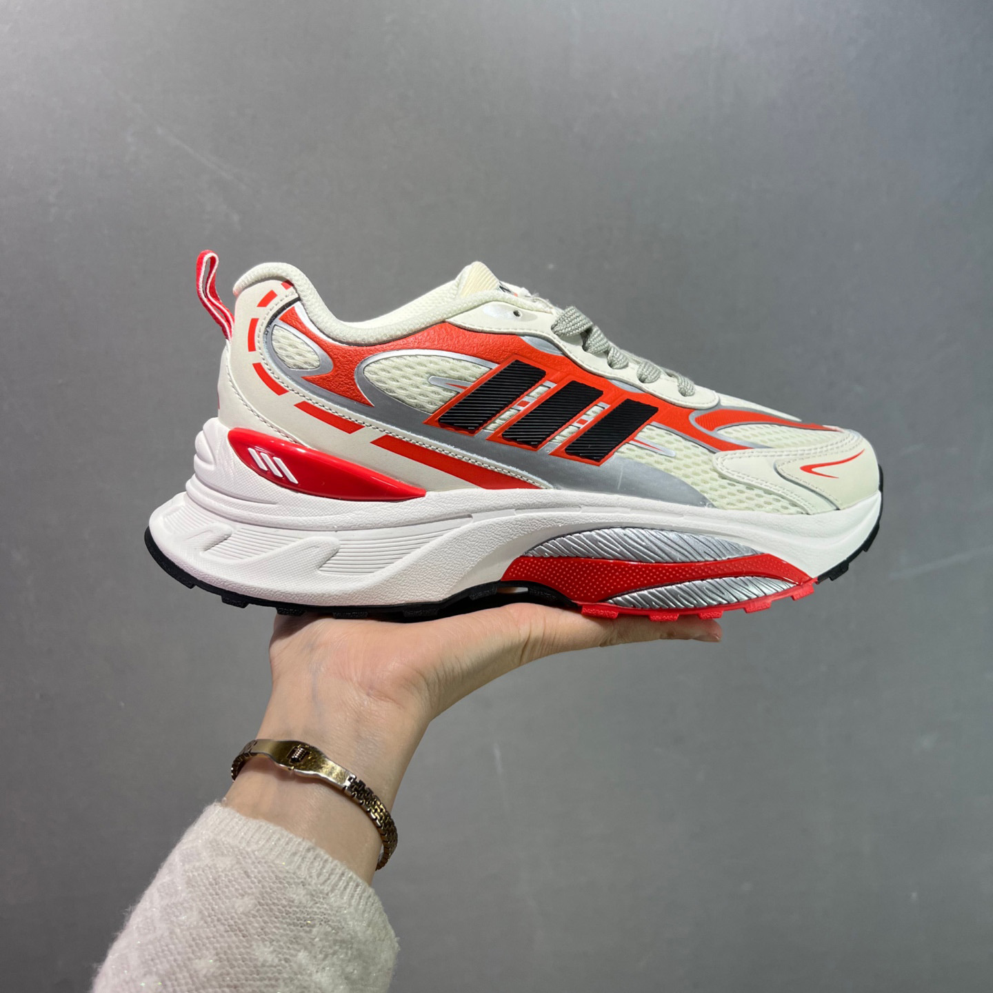 Adidas MTS PRO