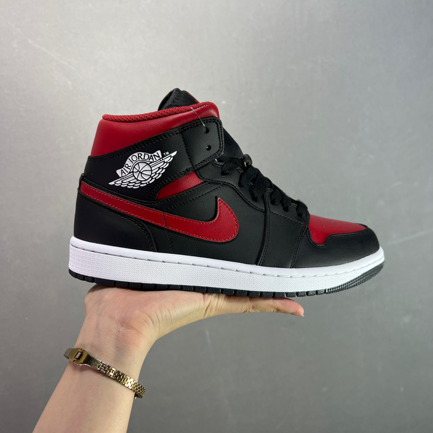 【N-K】 A-J1 Mid Black Mid