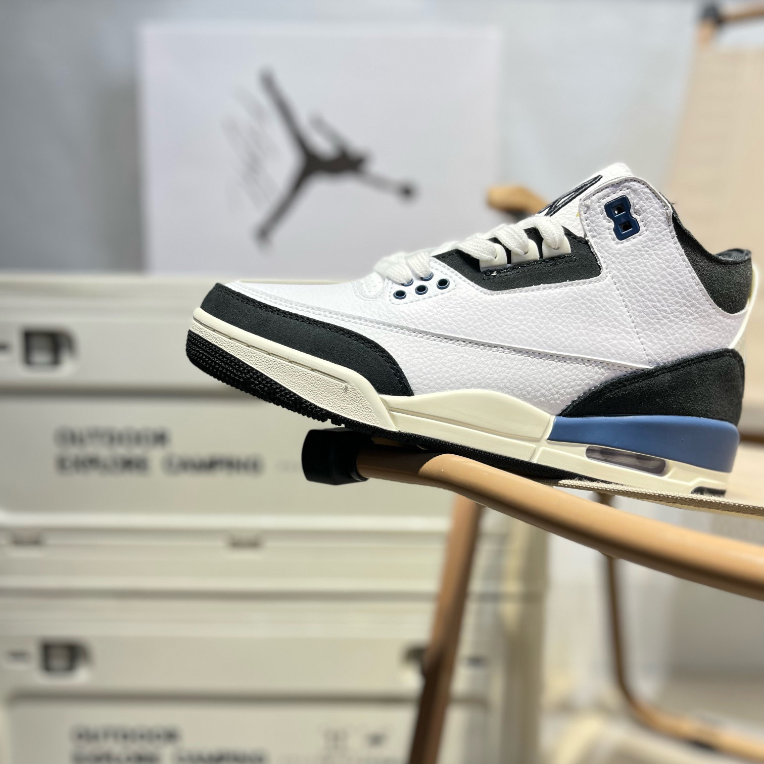 【N-K】A MA Maniere X A-J3 Retro “Diffuesd Blue” HV8571