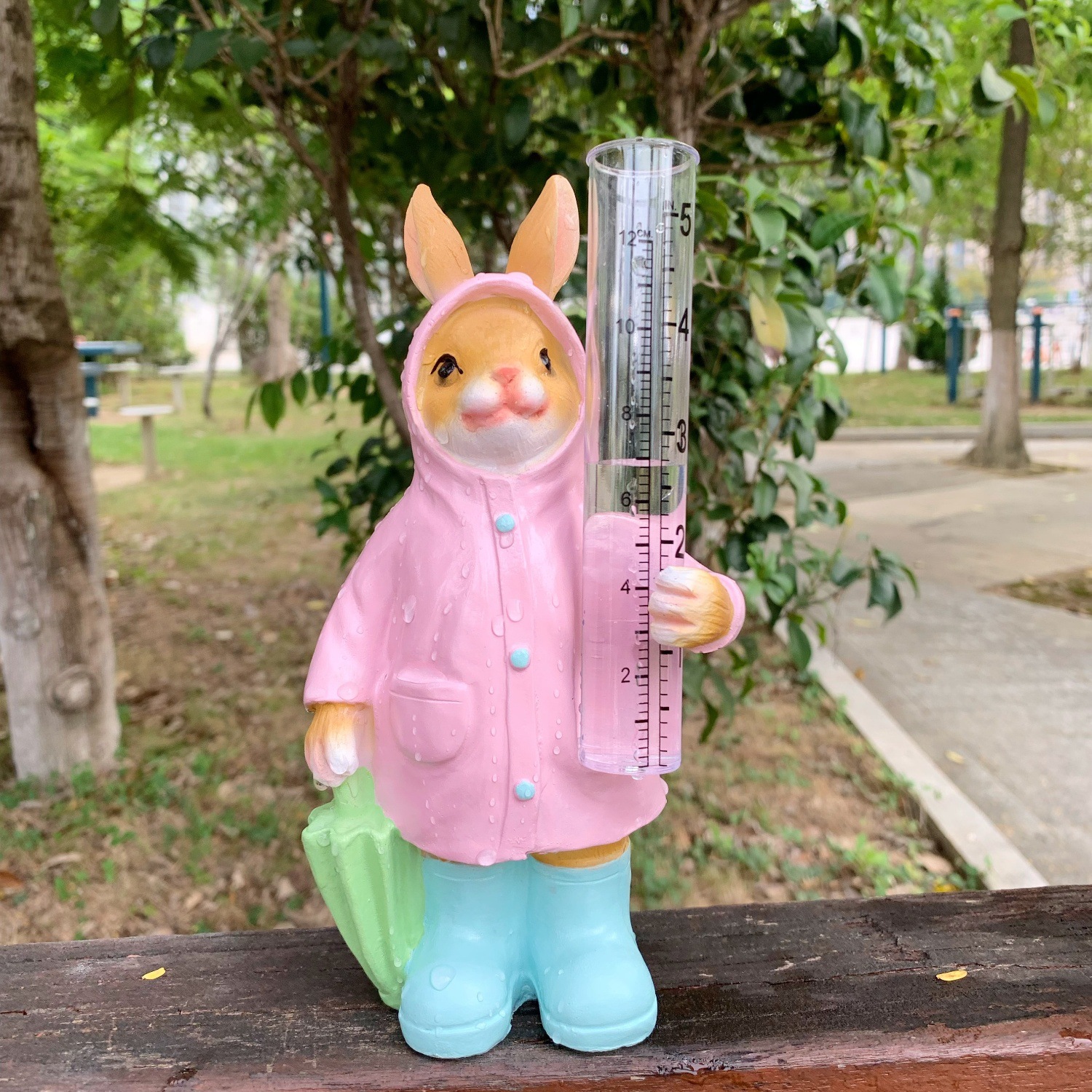 Rabbit rain gauge