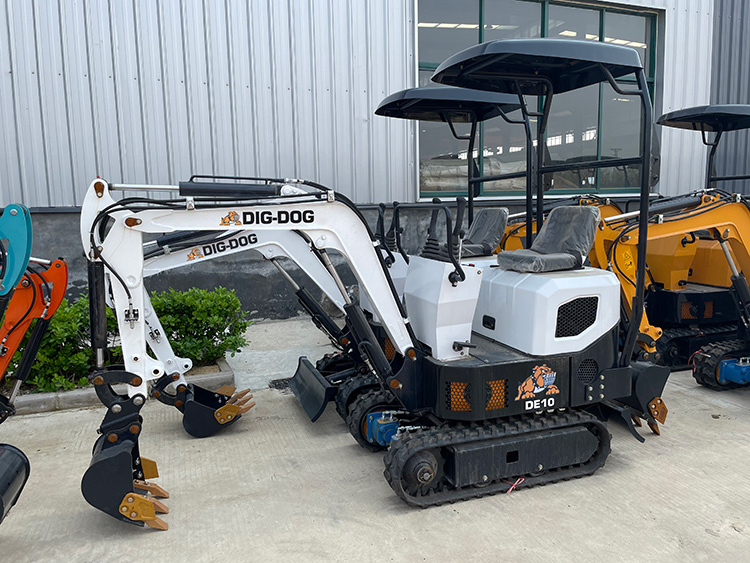 DIG-DOG DE10 - 1 Ton Mini Excavator for Narrow Spaces