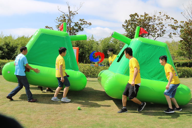 adults children Inflatable team race attraction tank inflatable for ...