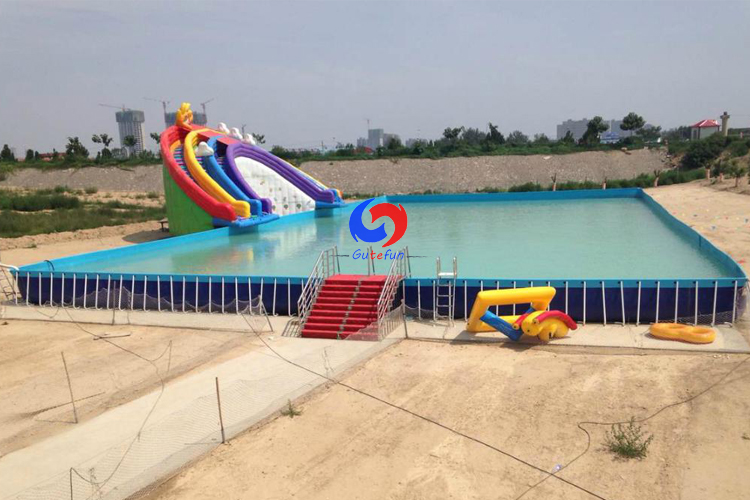 Commercial mobile water parks 30m*15m*1.5m steel metal frame above ...