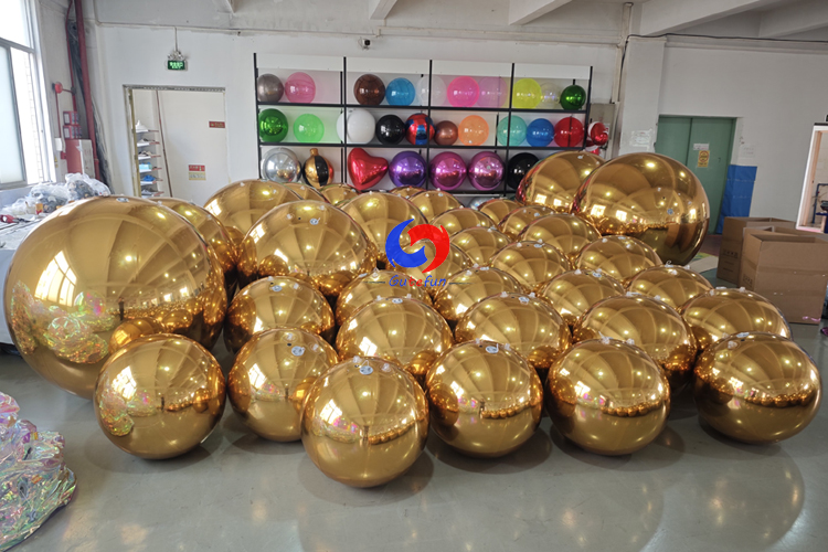 Giant Gold / Golden big shiny inflatable mirror balls / spheres for ...