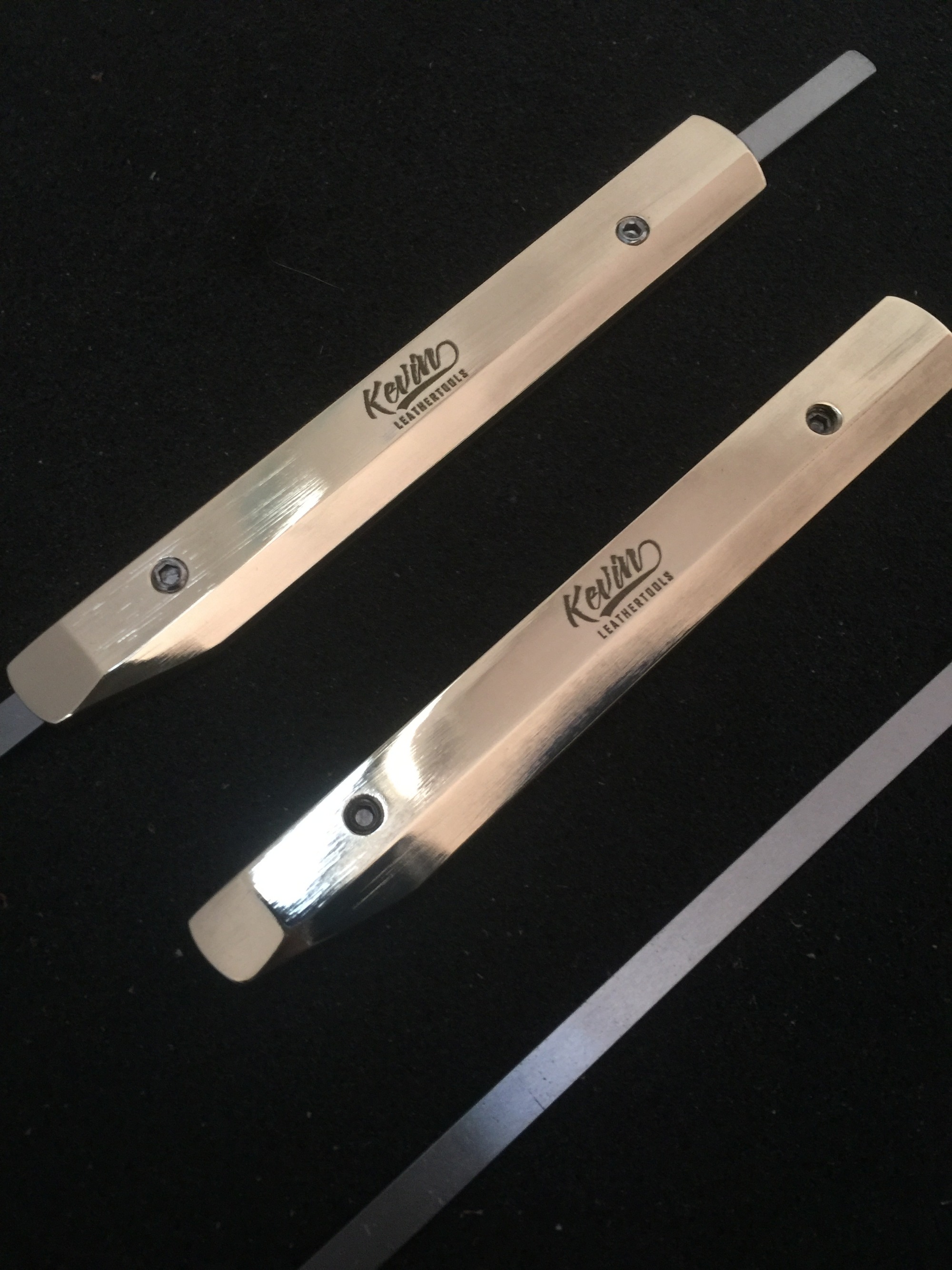 Brass clicking knife_Brass Clicker knife blades_China Handmade Leather ...