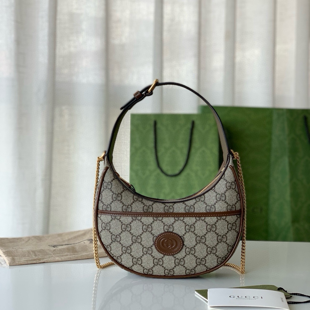726843,Gucci