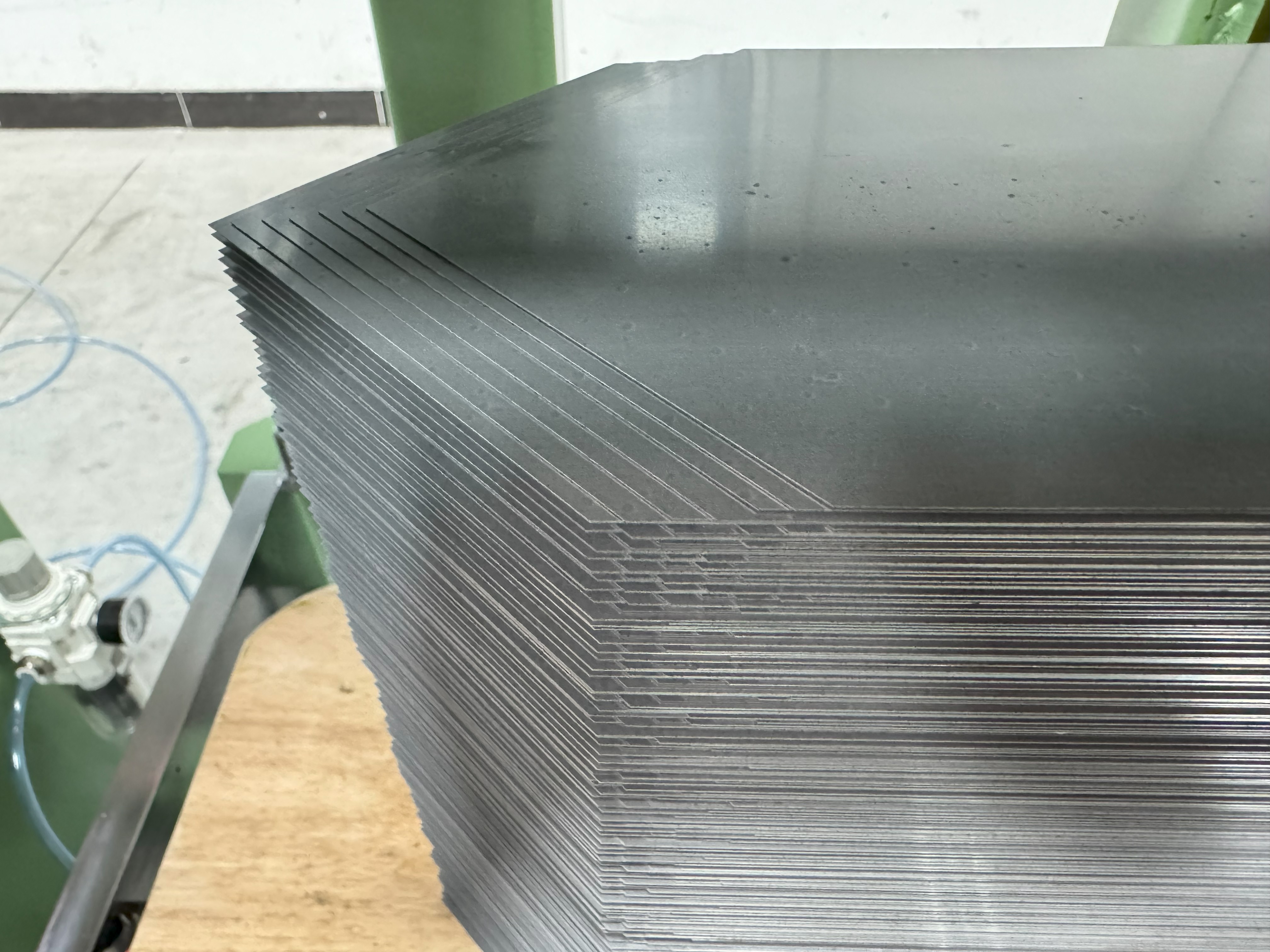 SCL-400 Step-Lap Lamination Cutting Line (Center Legs)