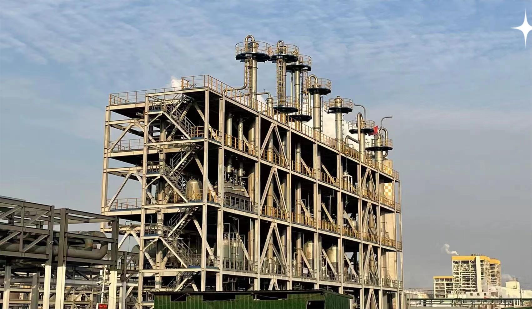 Organic solvent waste liquid recovery and reuse device