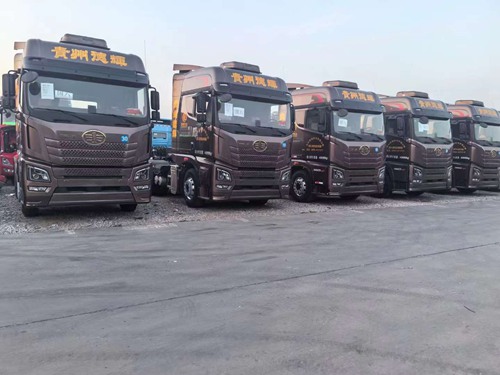 Used Liberation JH6 tractor with 560 horsepower