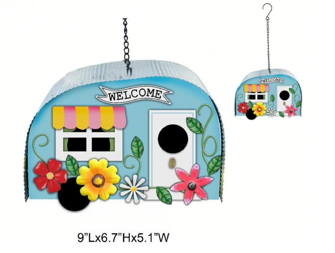 Car-Shaped Birdhouse