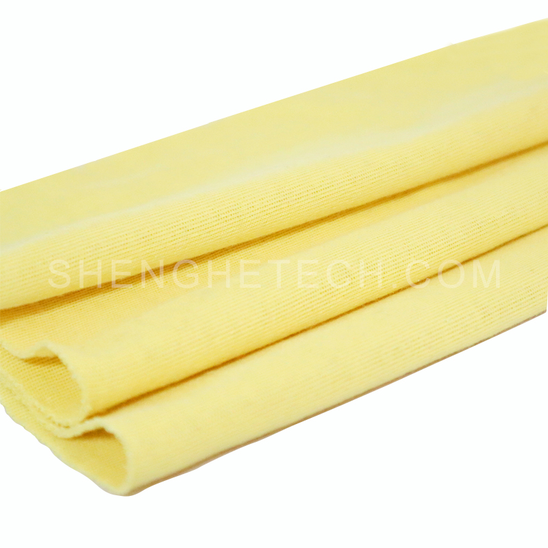 Knitted para aramid fabric