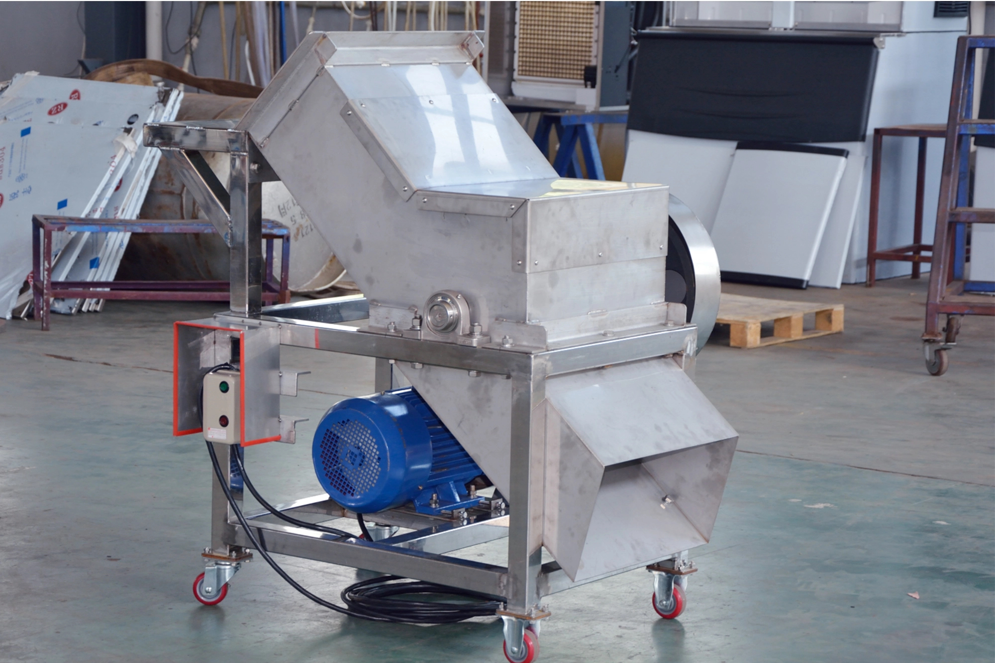 What Is an Ice Crusher for Seafood Processing and Why It’s Key to ...