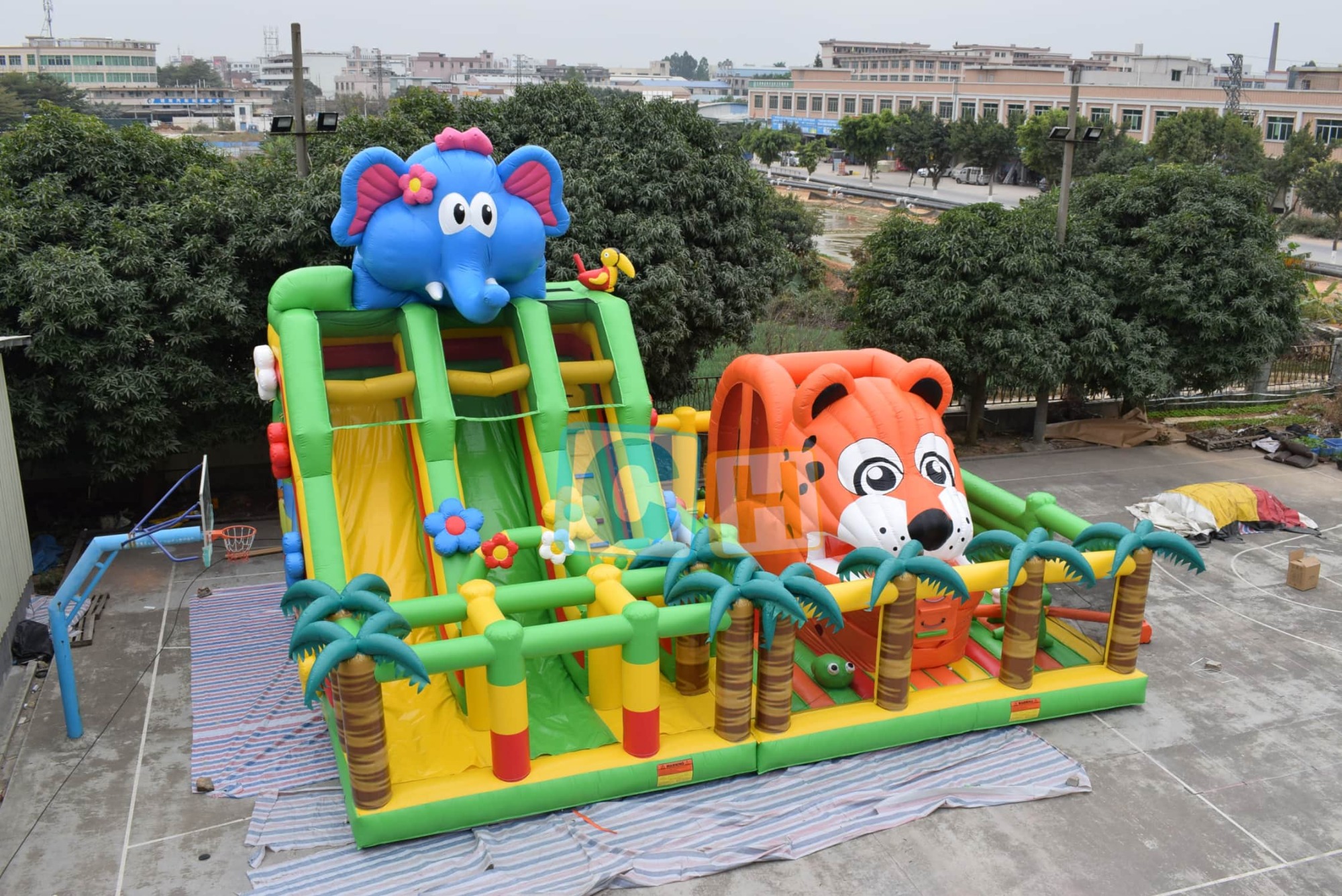 Animal theme playground games inflatables